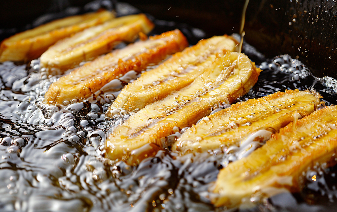 Kluay Tod: Easy Crispy Thai Banana Fritters - Hungry Ghost Food and Travel